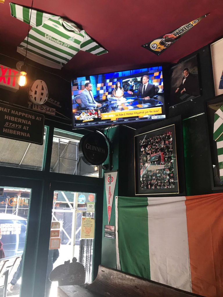 Steelers Bar NYC | Black And Gold Pittsburg Steeler Bar New York, NY