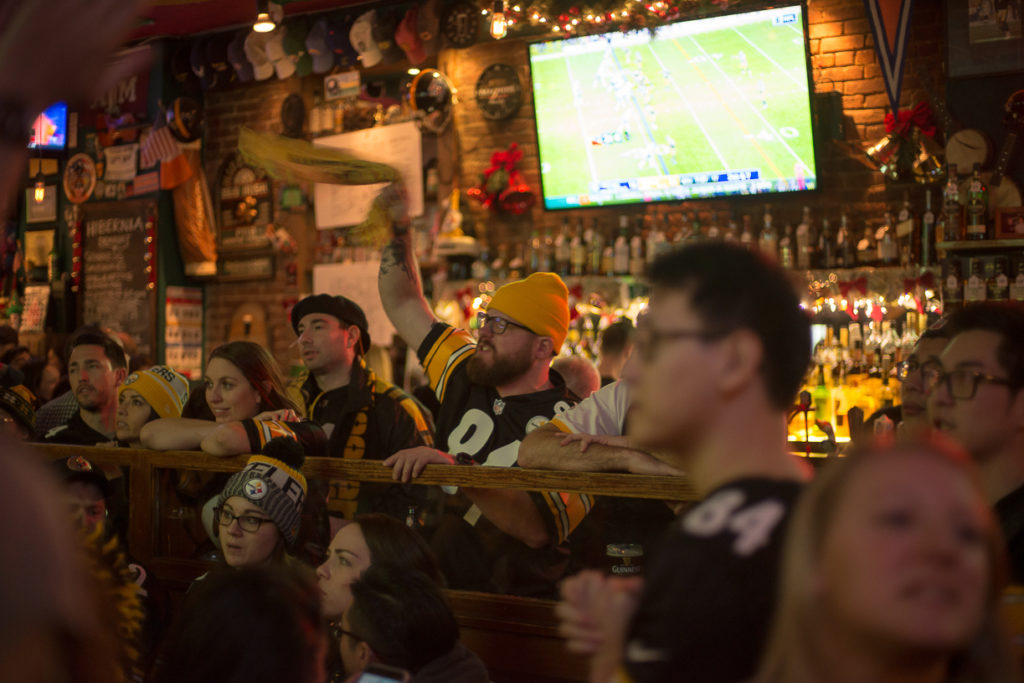 Steelers Bar NYC | Black And Gold Pittsburg Steeler Bar New York, NY