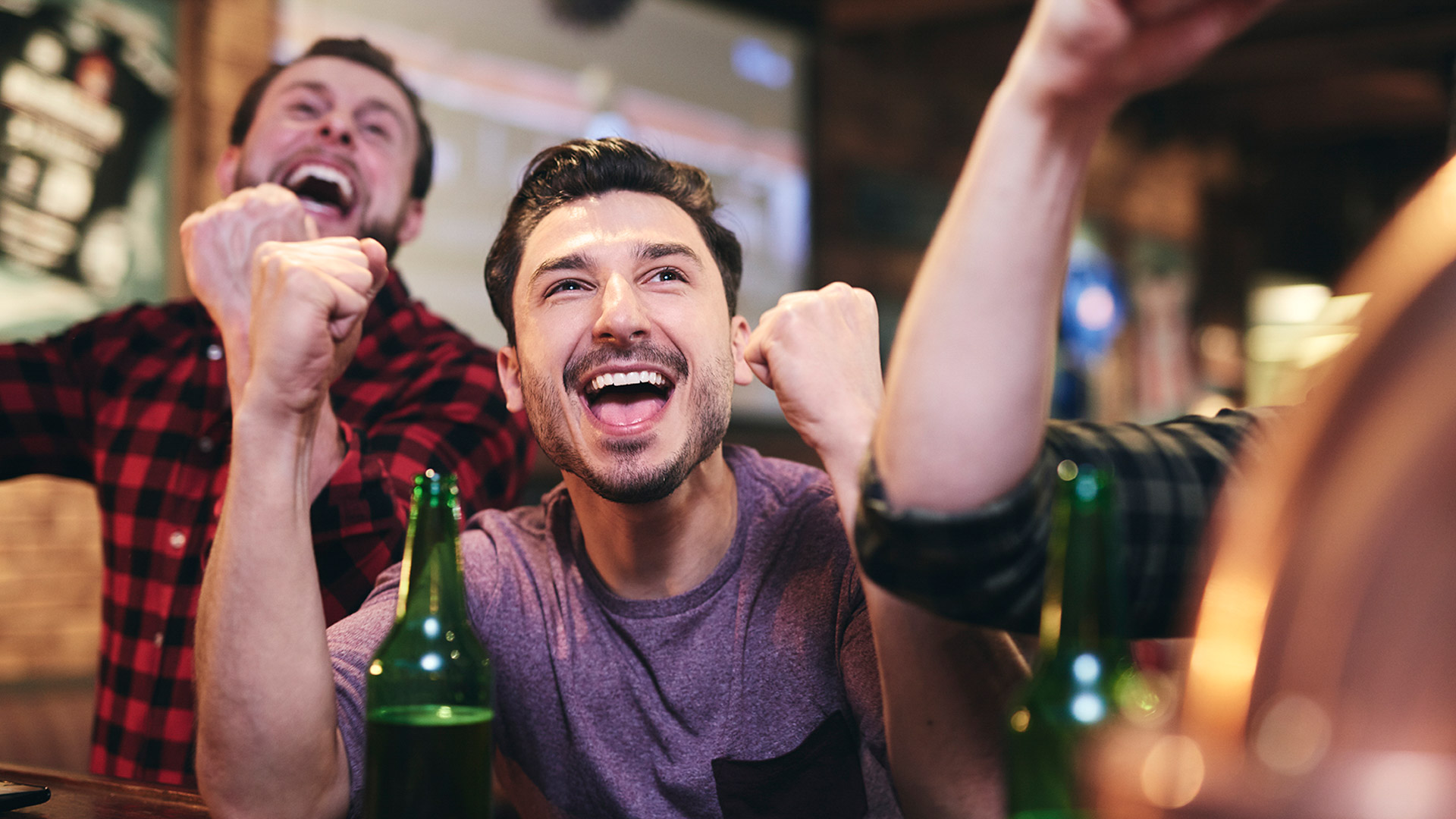 Watch NFL Games at Hibernia Bar in Hell’s Kitchen - Hibernia Bar